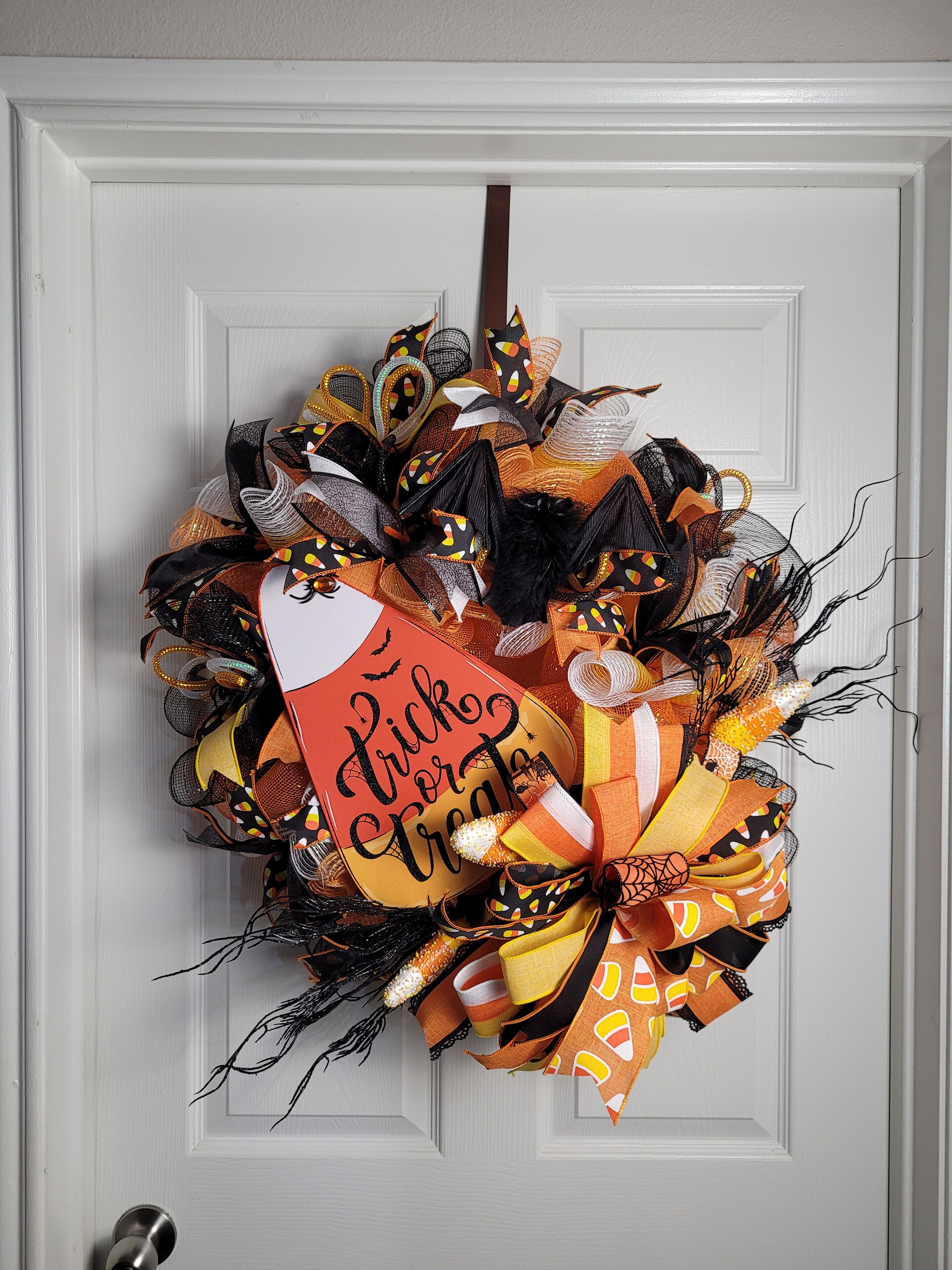 Trick or Treat Wreath - Etsy