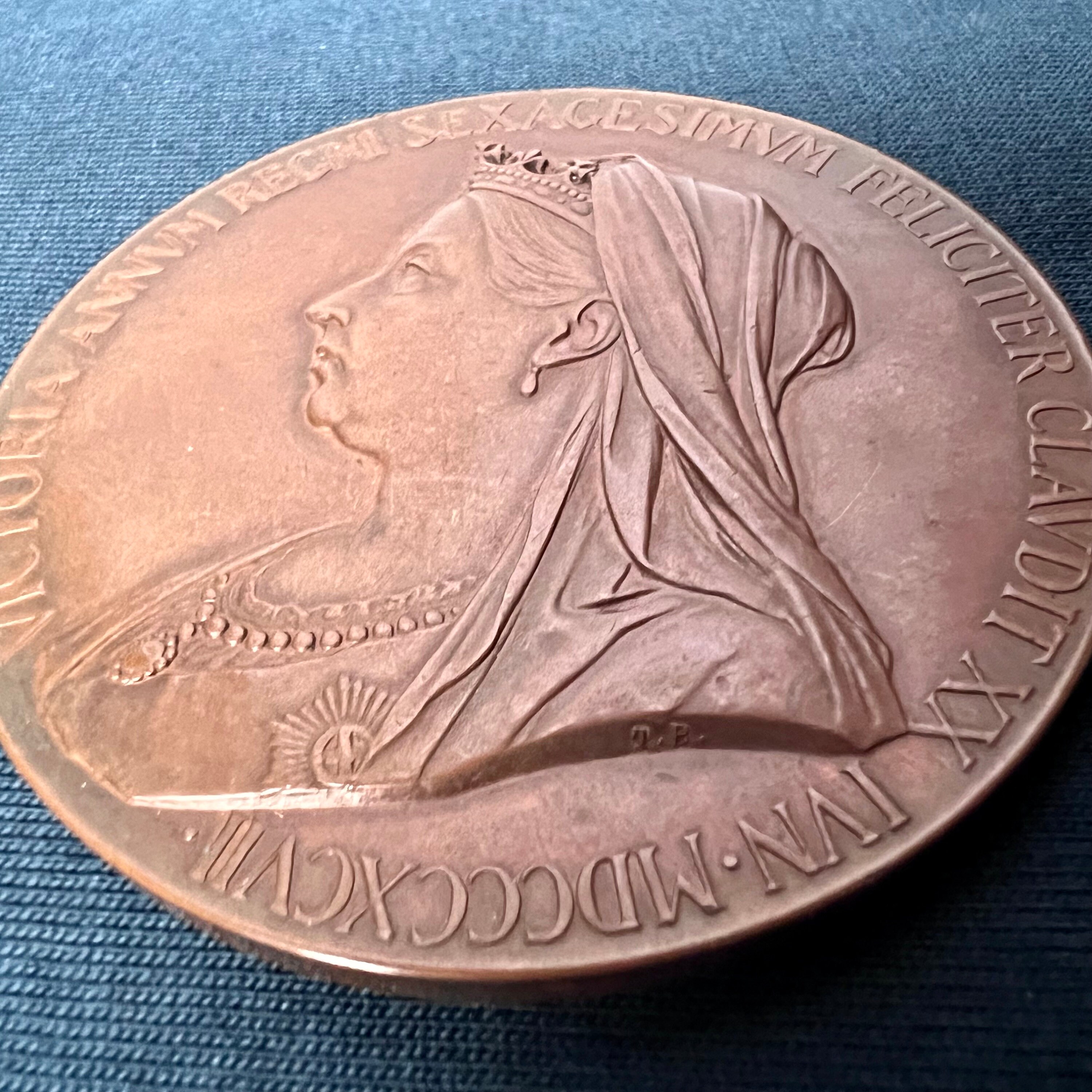 1897 Diamond Jubilee Medallion - Queen Victoria (large Bronze) - Etsy