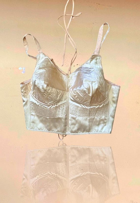 1950s satin corset bullet bra LARGER SIZE - Gem