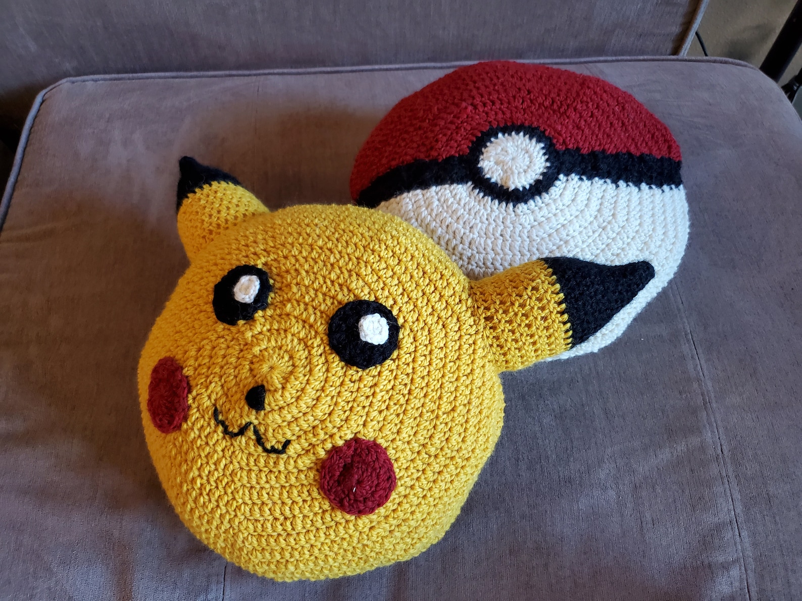 Pikachu & Pokeball Throw Pillow Set - Crochet Pattern - Etsy