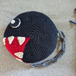 Chain Chomp Throw Pillow - Crochet Pattern - Etsy
