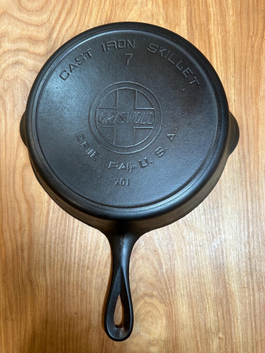 Griswold #7 Cast Iron Skillet Slant Logo With Heat Ring 701 - Etsy