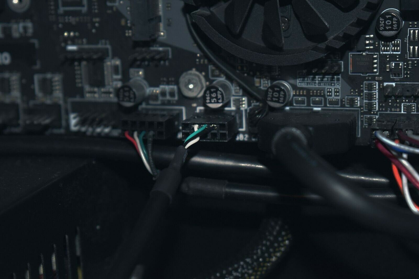 Wraith Prism RGB CPU Cooling Fan 3pin to USB Connector Cable for Amd ...