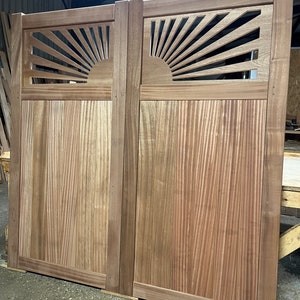 Wooden Driveway Gates in Sapele Hardwood Sunrise Detail Art Deco 1920s ...
