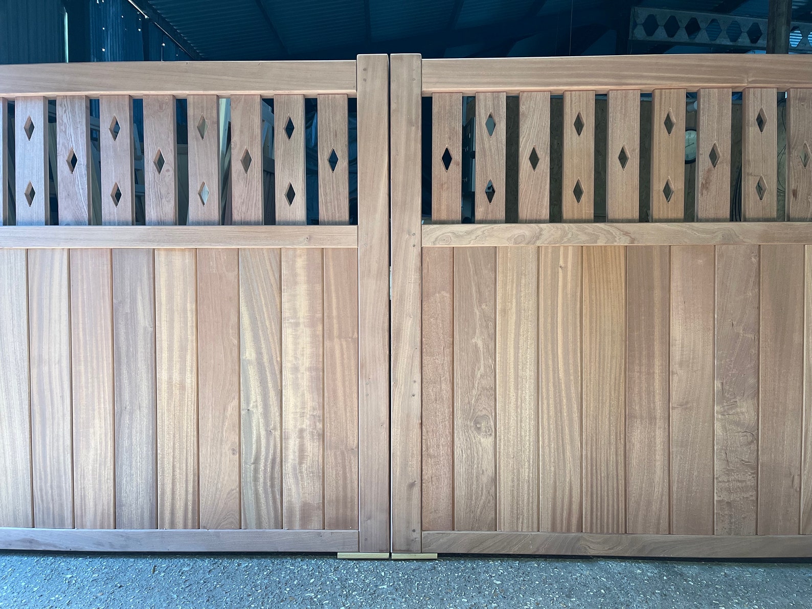 Hardwood Driveway Gates in Sapele Diamond Pattern Detail Custom Made ...