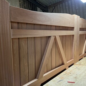 Hardwood Driveway Gates 6 Timber Frame Construction in Sapele Custom ...