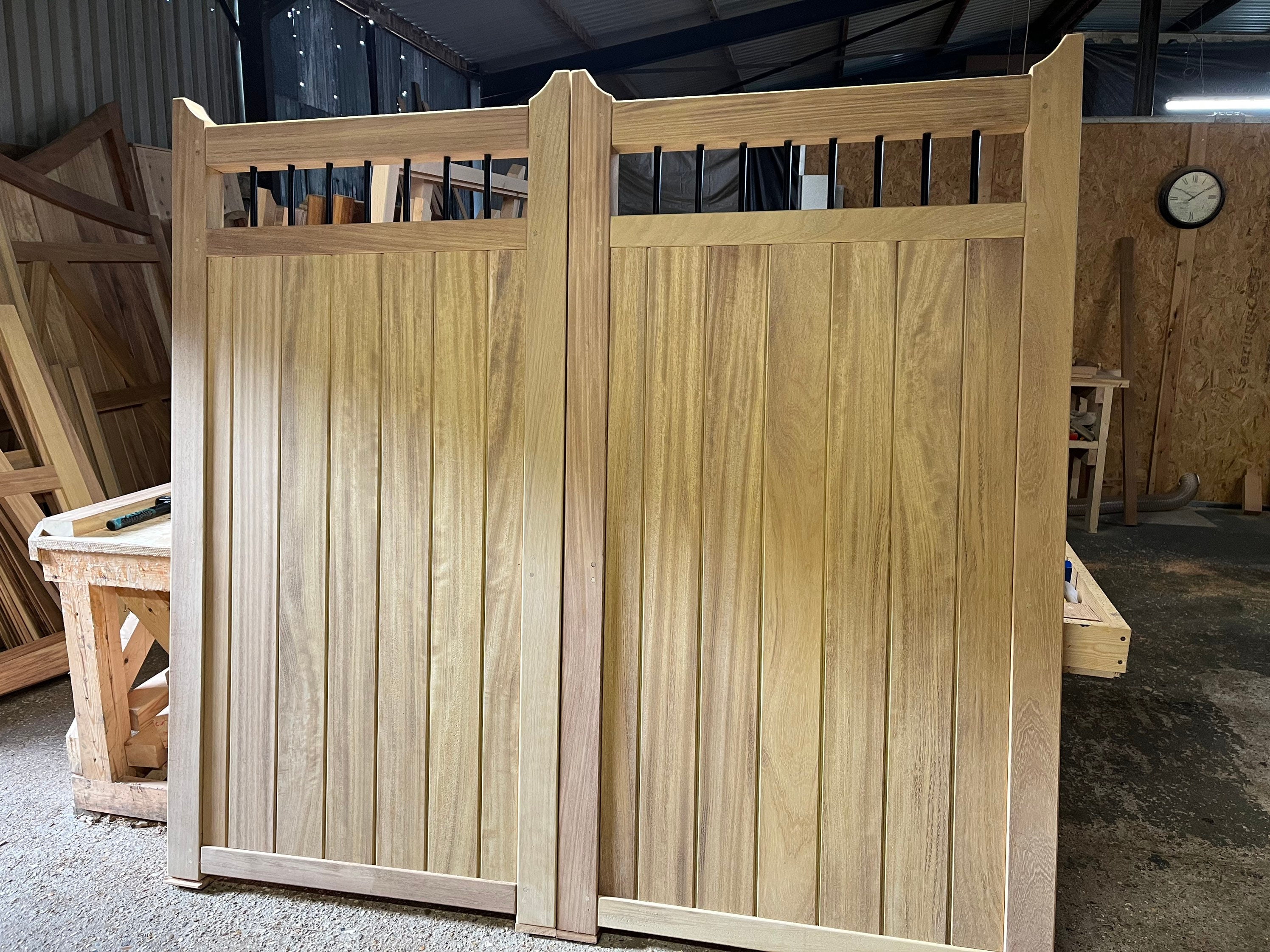 Hardwood Driveway Gates, Custom Made Gate Sizes Available, Flat Top ...