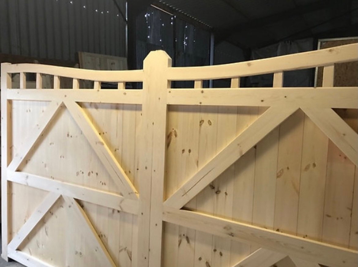 Wooden Driveway Gates Reverse Swan Neck Gates Garden Gate Bespoke Sizes ...