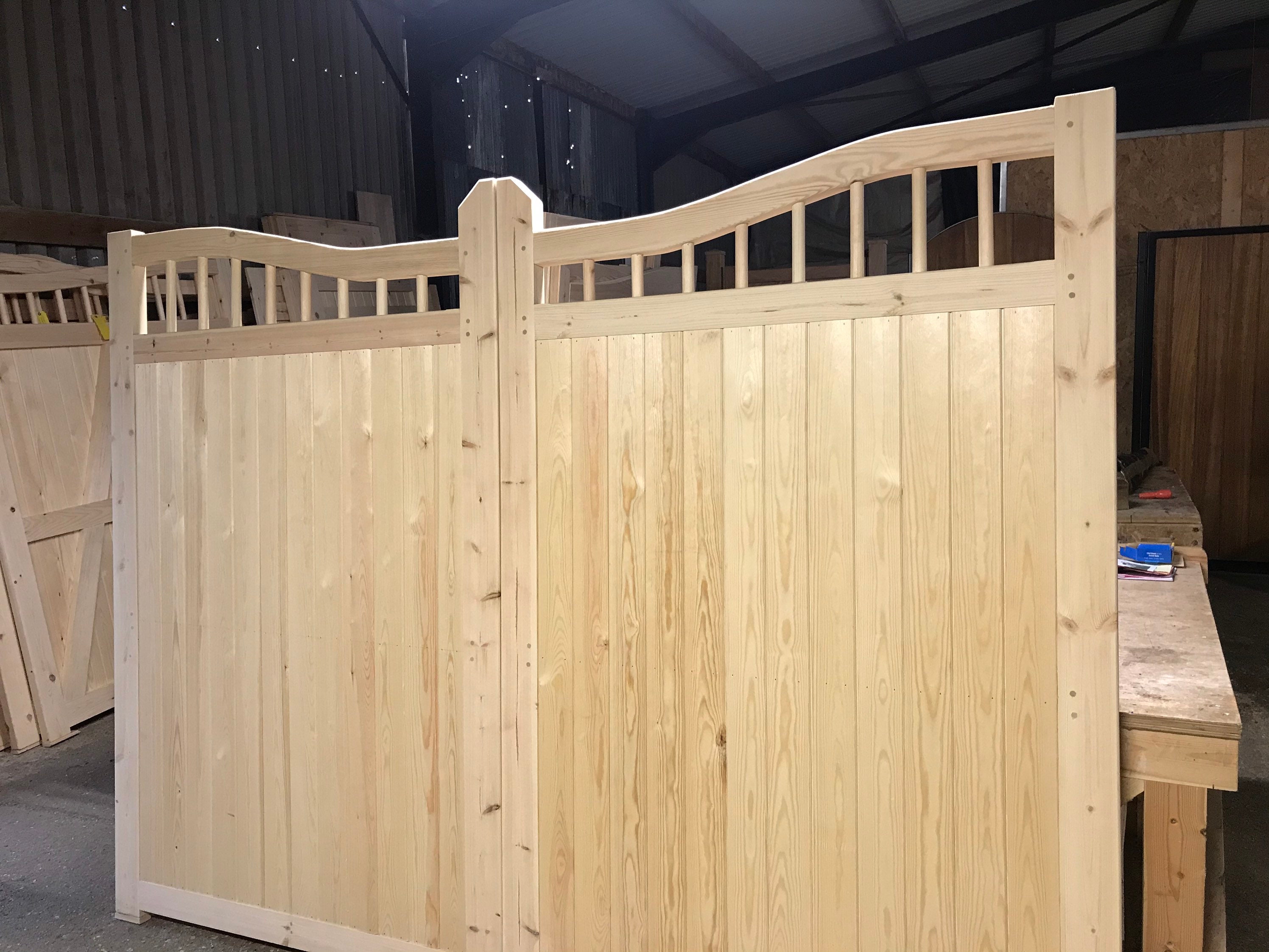 Wooden Driveway Gates With Swan Neck, Reverse Arch Top and Round ...