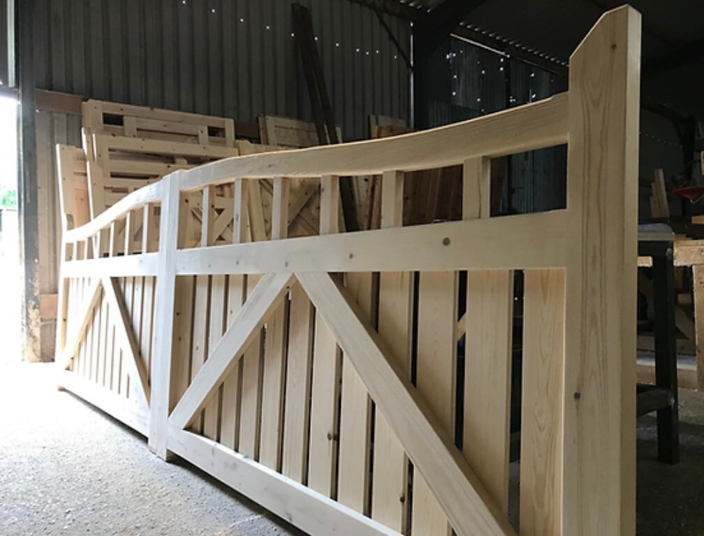 Swan Neck Driveway Gates New Wooden Garden Gate Bespoke Sizes Custom ...