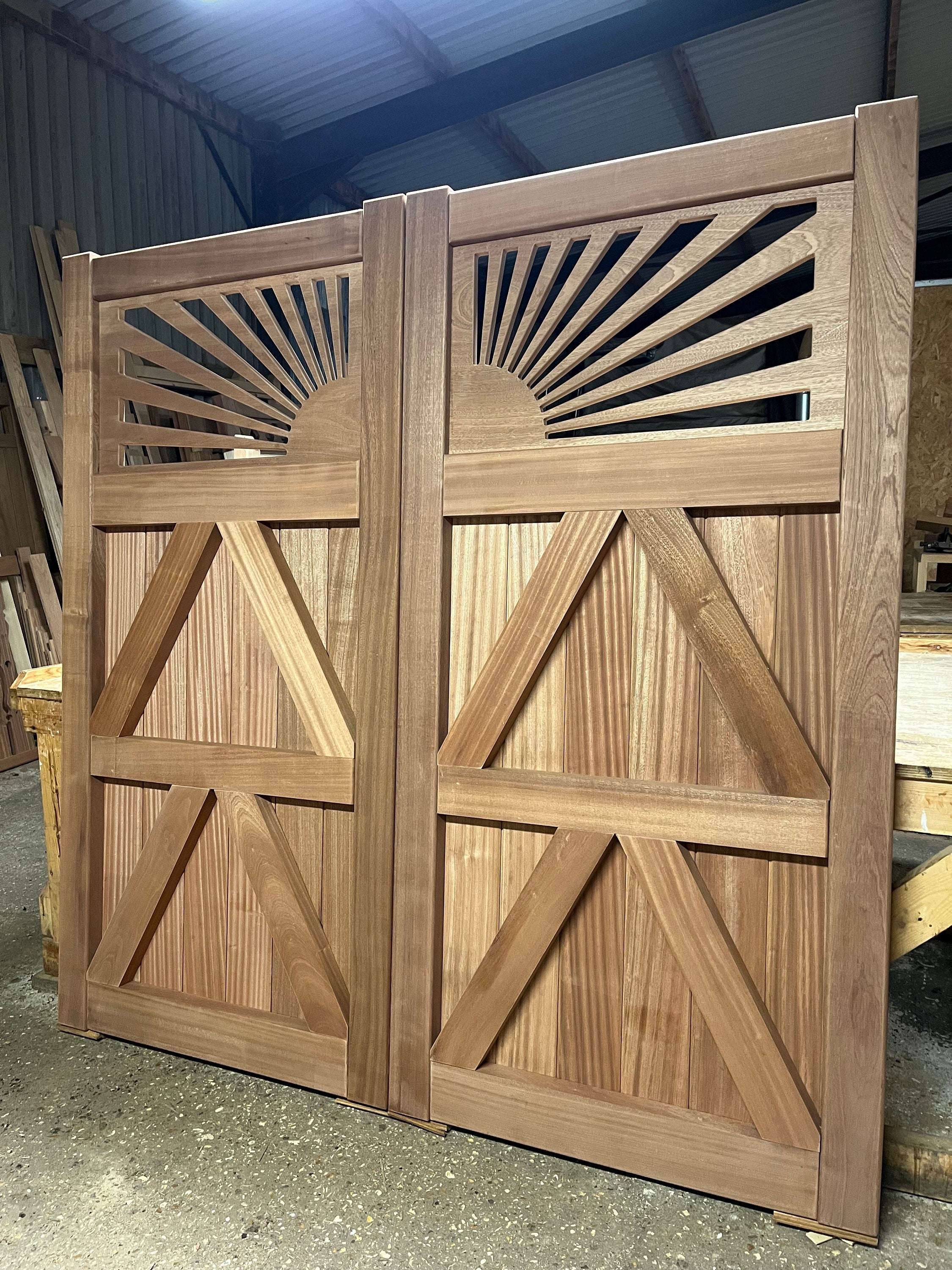 Wooden Driveway Gates in Sapele Hardwood Sunrise Detail Art Deco 1920s ...