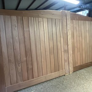 Hardwood Driveway Gates 6 Timber Frame Construction in Sapele Custom ...