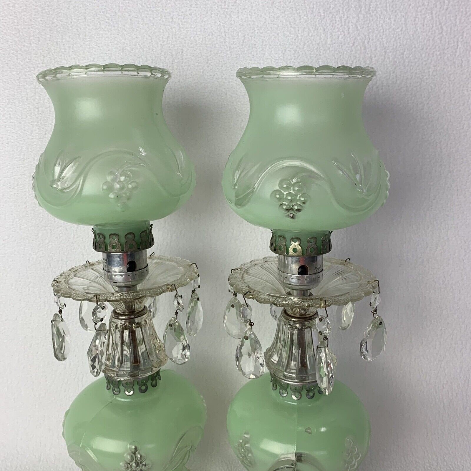 Vintage Set of 2 Leviton Glass Boudior Lamps Hurricane Shades ...