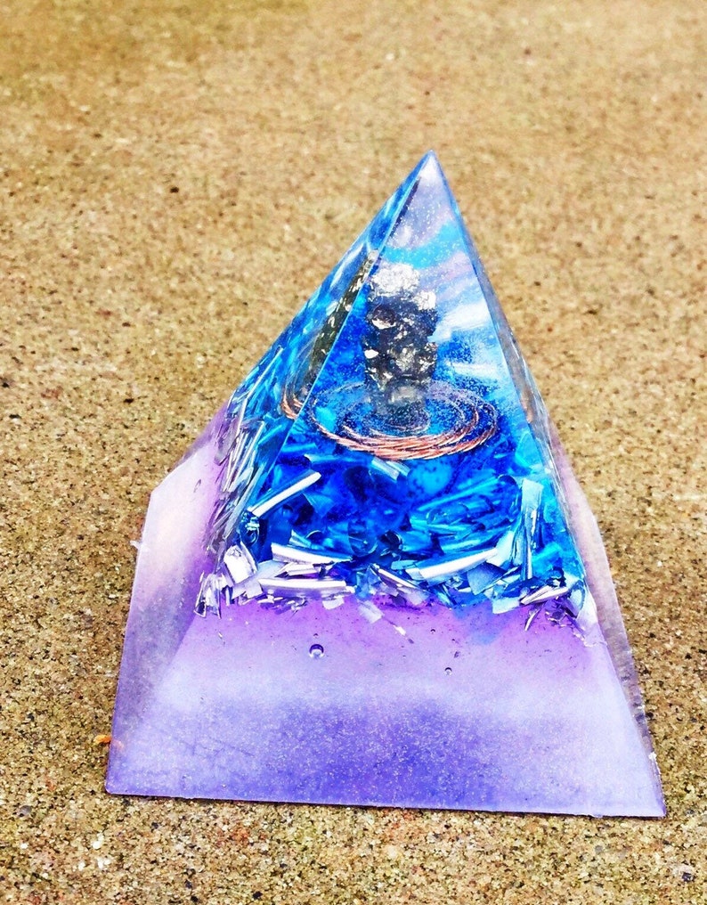 Small Orgonite Generator - Etsy