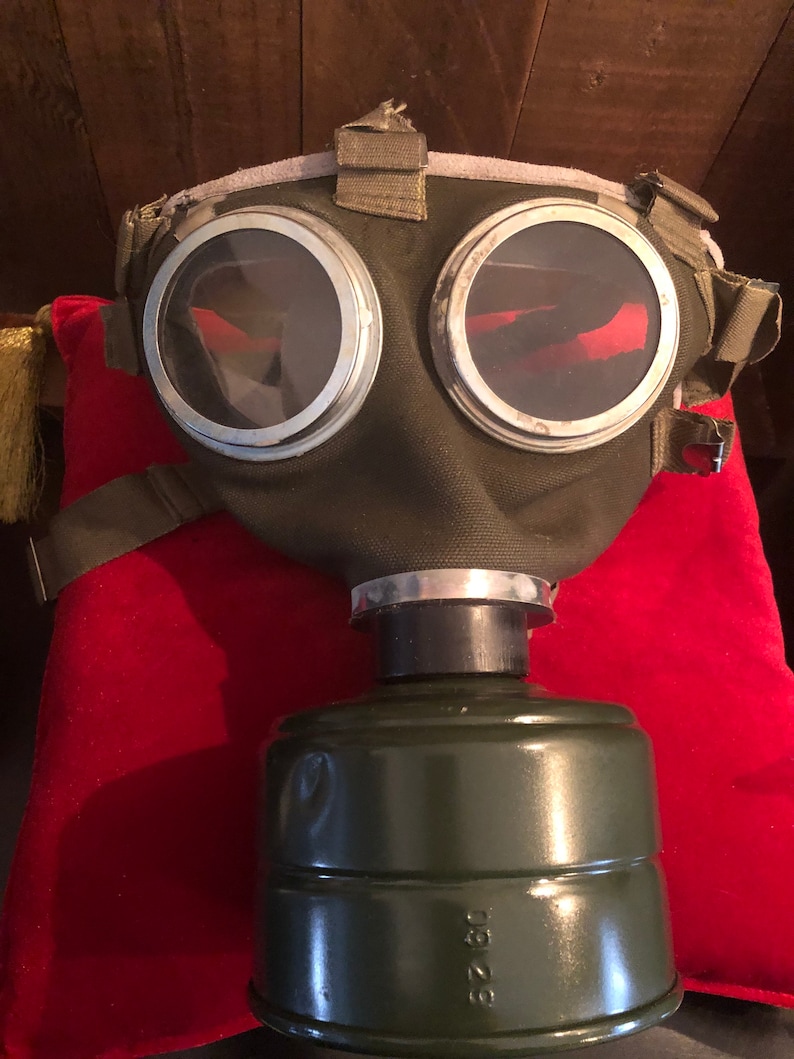 Vintage Hungarian Gas Mask - Etsy