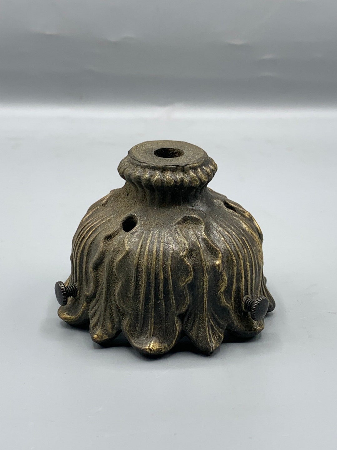 2-1/4 Vintage Cast Zinc Lamp Shade Holder Used - Etsy