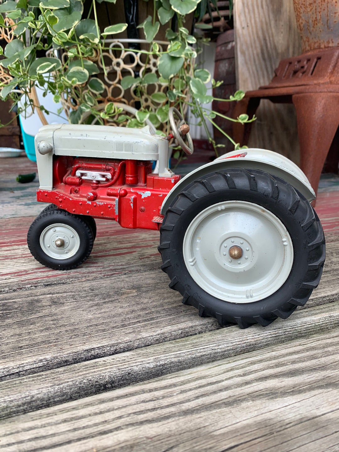 1950’s Hubley Die Cast Farm Tractor - Etsy