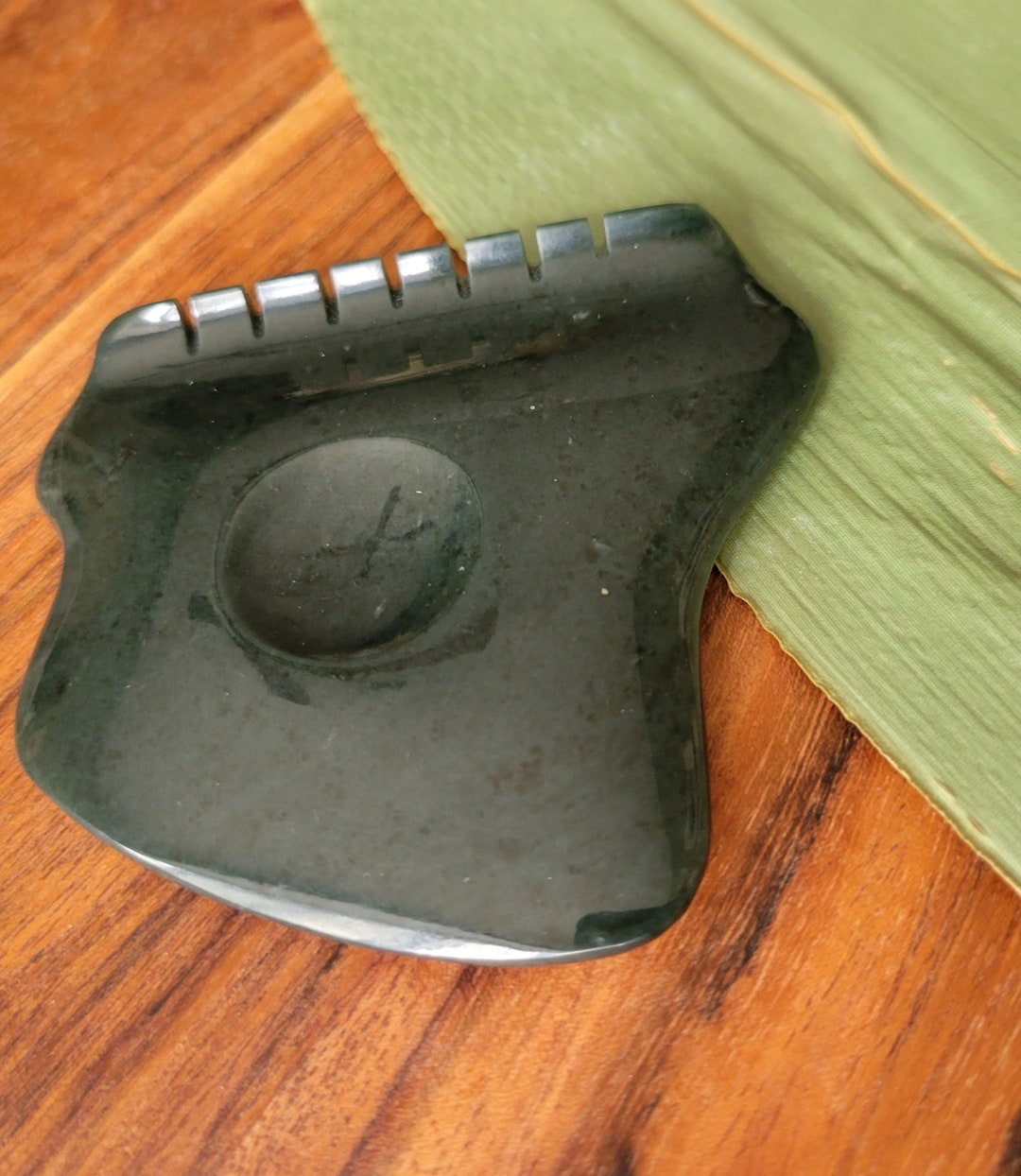 Gua Sha - Green Nephrite Jade Massage Tool - Gua Sha Face Facial Stone ...