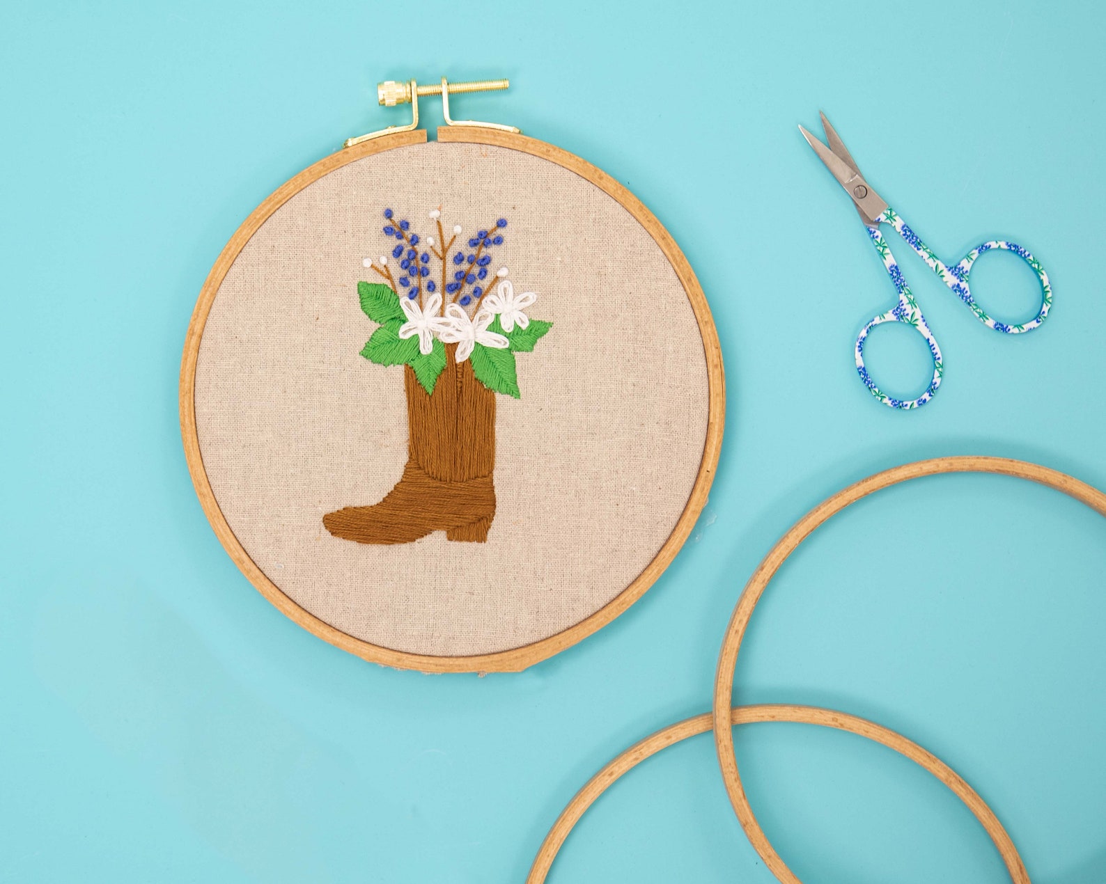 Texas Embroidery Kit Bluebonnet Cowgirl Boot DIY Hoop Art - Etsy