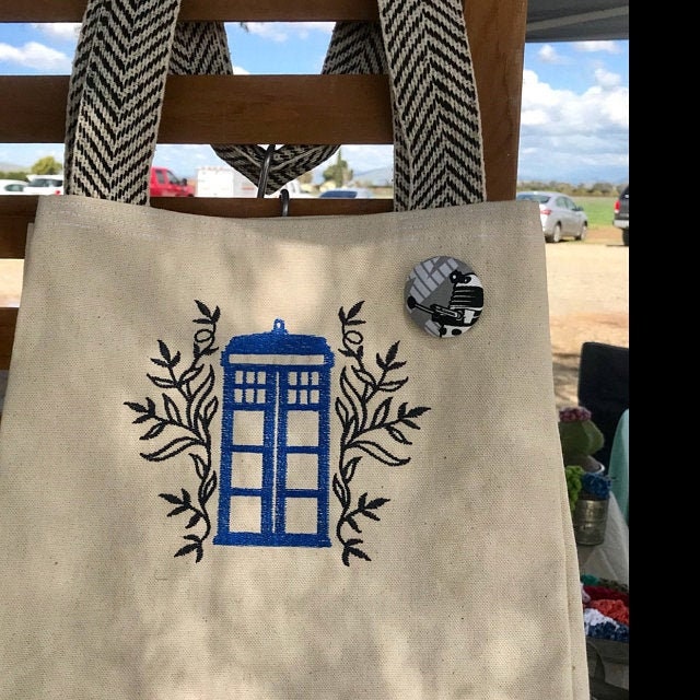 Dr Who Machine Embroidery Design - Fancy Tardis 4x4 - Etsy