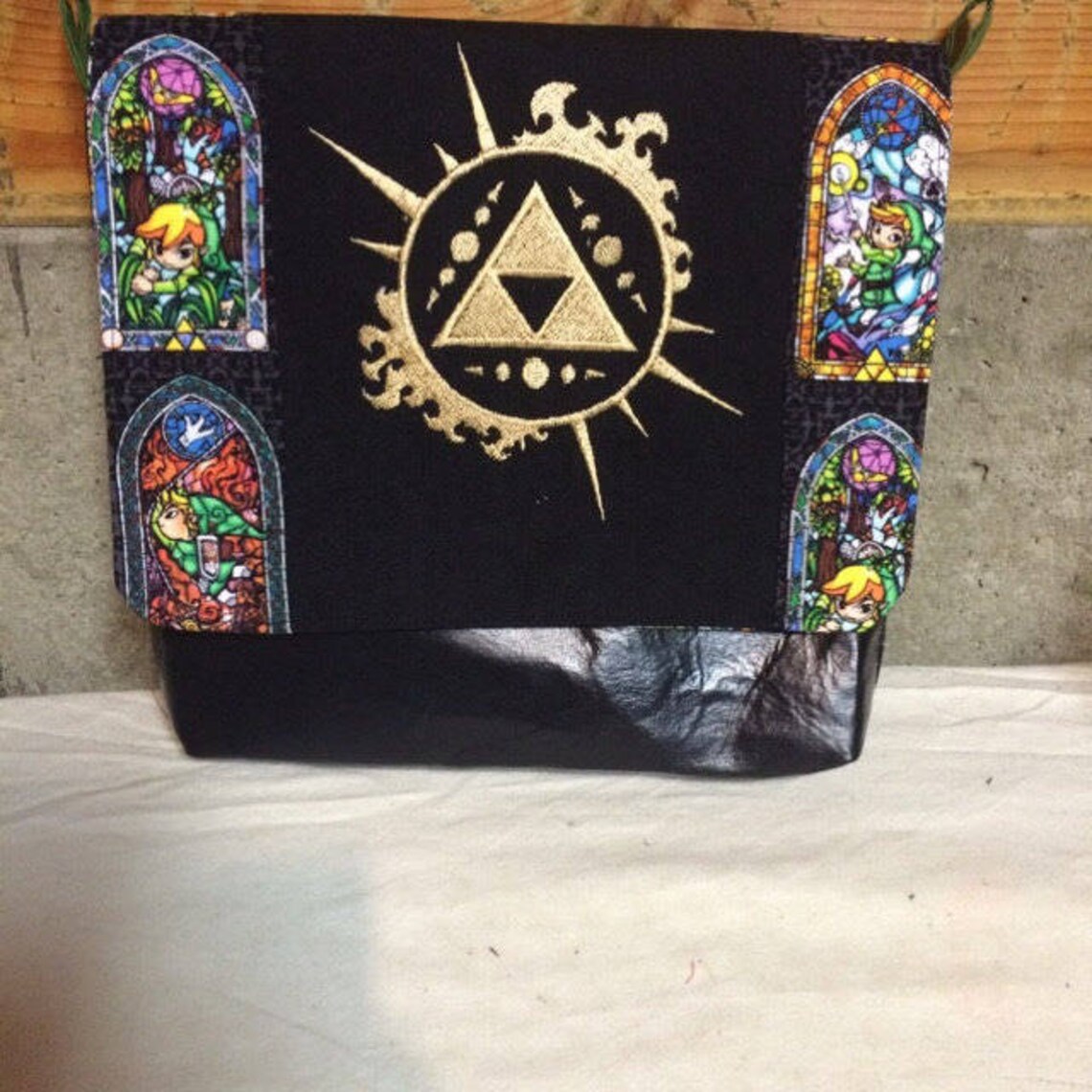 Zelda Machine Embroidery Design Sunburst Triforce 4x4 | Etsy