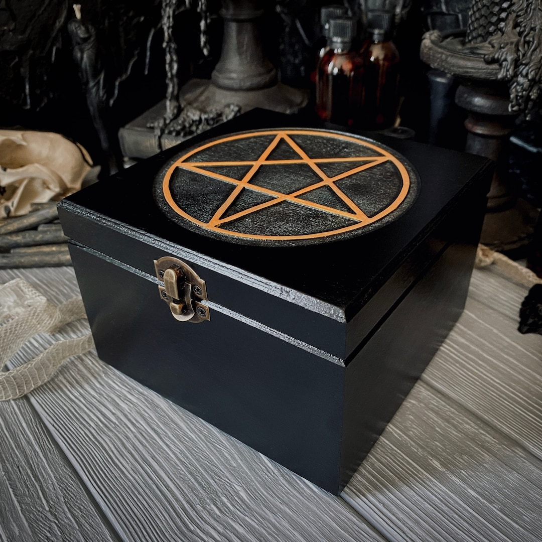 Wooden Box Pentagram | Black & Gold - Etsy