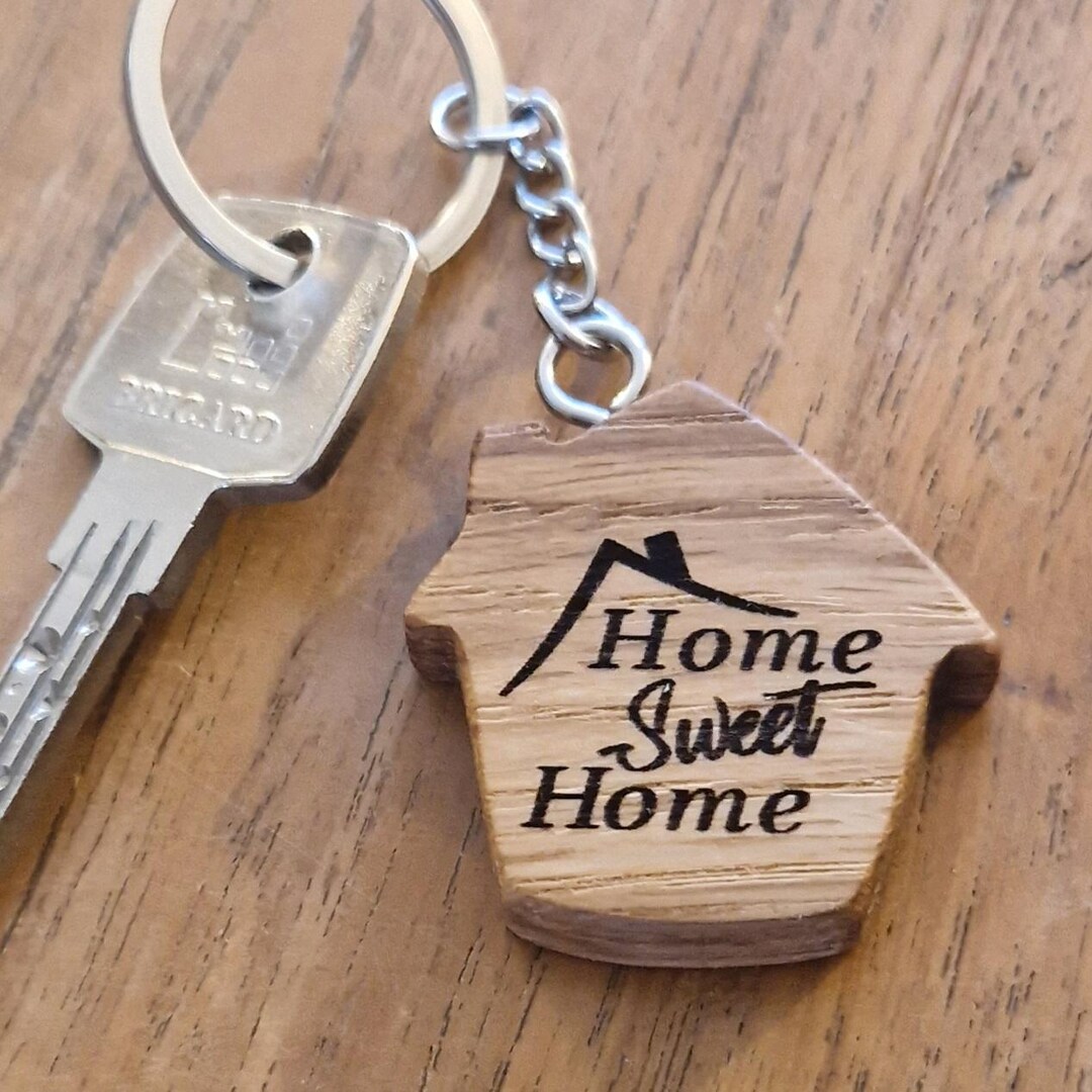 Wooden House-shaped Key Ring to Engrave, Personalized Gift for Men or ...