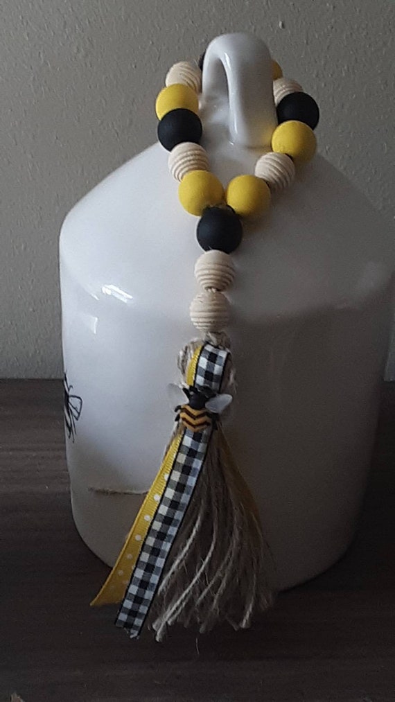 Decorative Trays Home Décor Bee loop garland Bee Wooden Garland Home ...