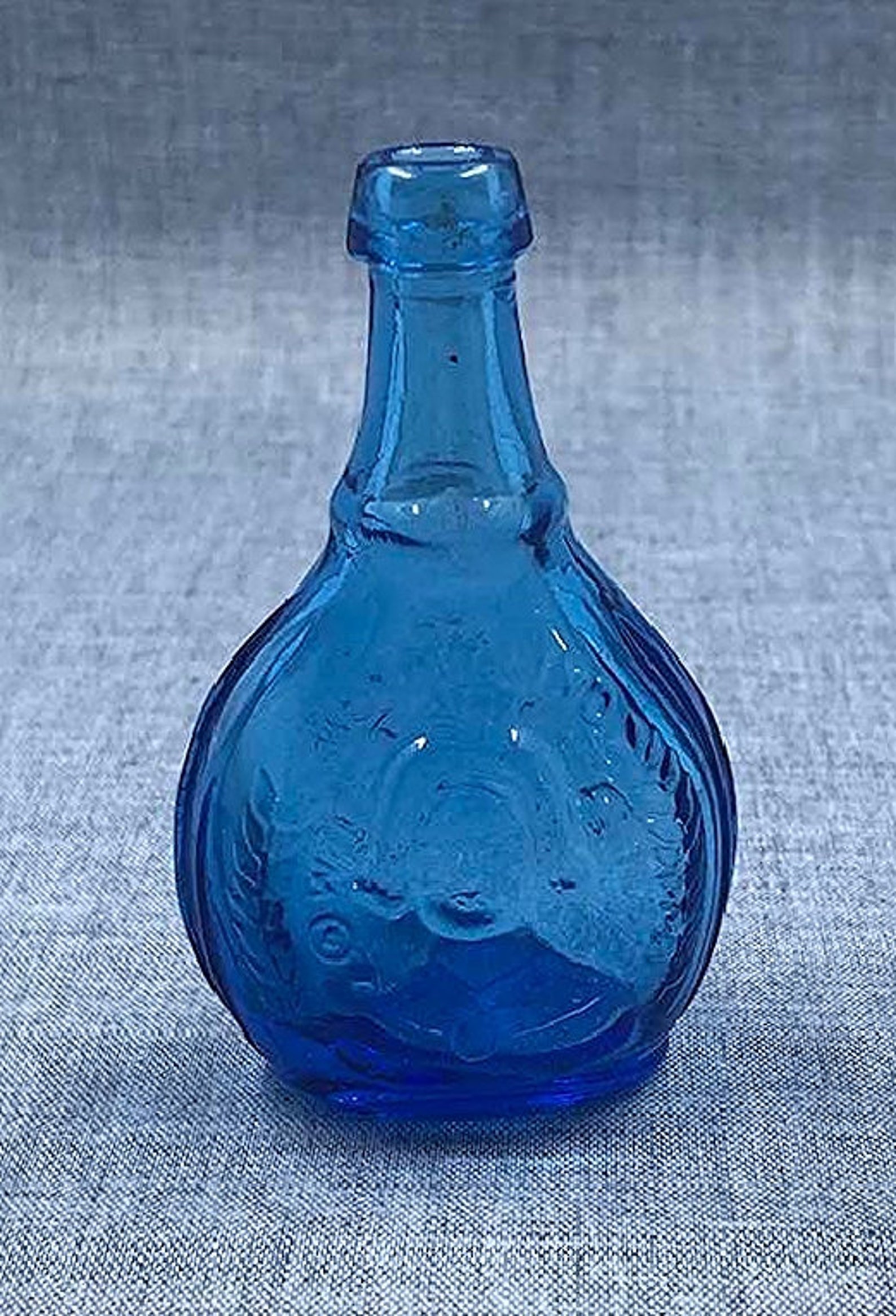 Wheaton Mini Glass Bottles Set - Collectible Miniature Bottles ...