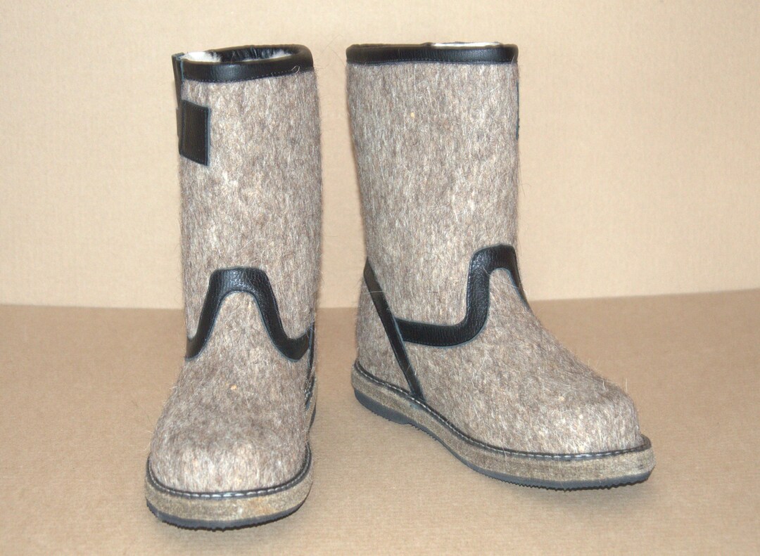 Valenki Felt Boots Felt Shoes Made of Natural and Sheep Fur Hiking ...