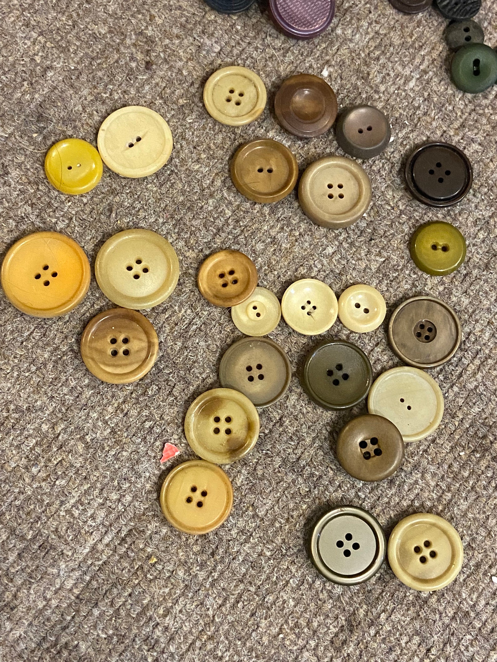 400+ Vintage & Antique Sewing Buttons Collection- Bakelite Pearls ...