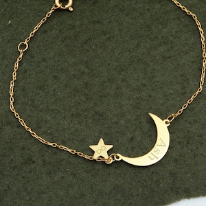 14K Solid Gold Crescent Moon and Star Bracelet,real Gold Moon and Star ...