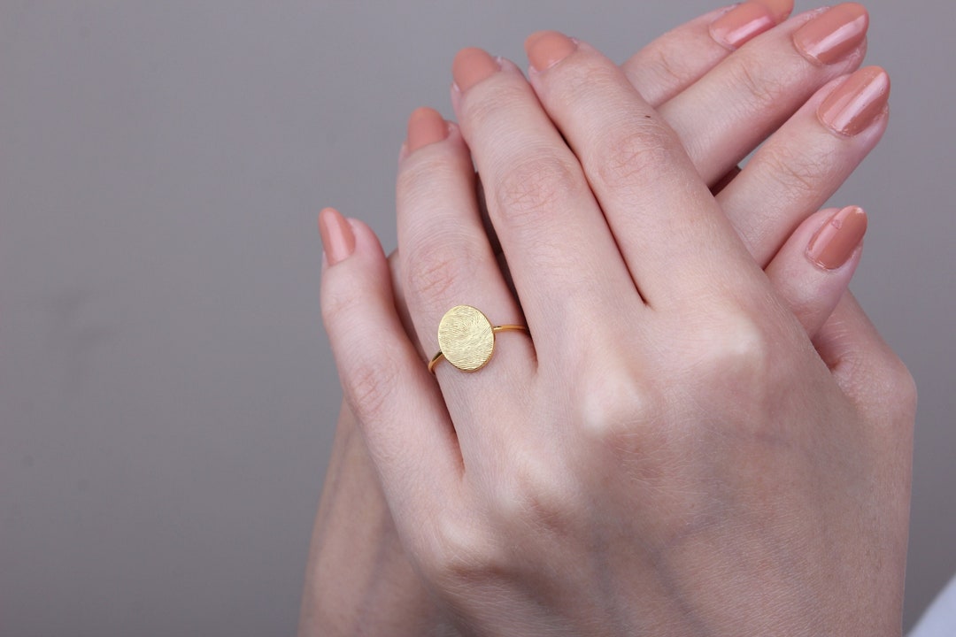 14K Solid Gold Memorial Oval Thumbprint Ring, Personalized Fingerprint ...