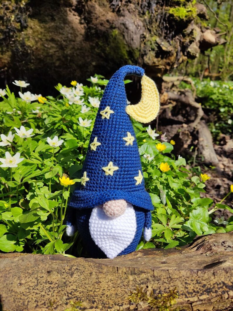 Gnome Moon Crochet Gnome Amigurumi Pattern Gnome With Moon - Etsy