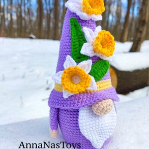 Spring Gnomes , Gnome Hydrangea and Narcissus Pattern, Crochet Gnome ...