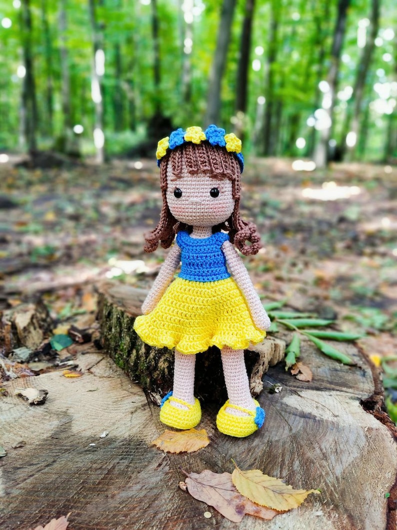 Doll Anna Ukrainian Girl Crochet PDF Pattern english_us - Etsy