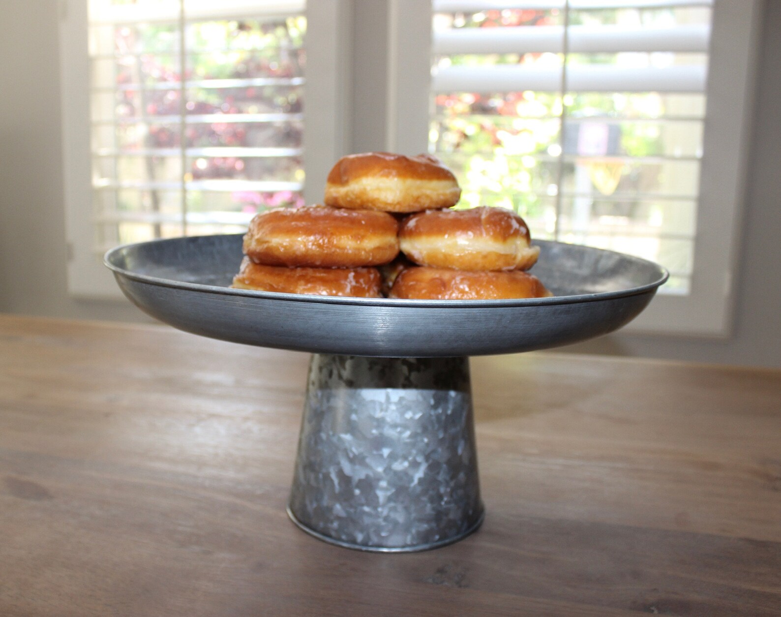 Round Metal Cupcake Stand 16 Silver | Etsy