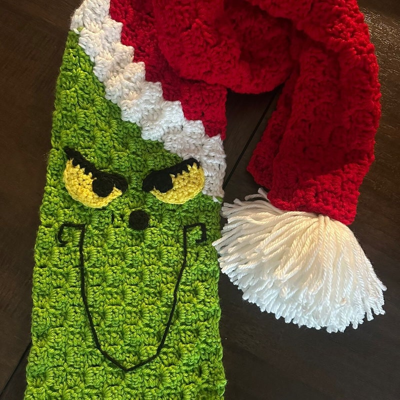 Grinch Scarf Pattern - Etsy