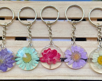 Flower Pressed Keychain - Etsy