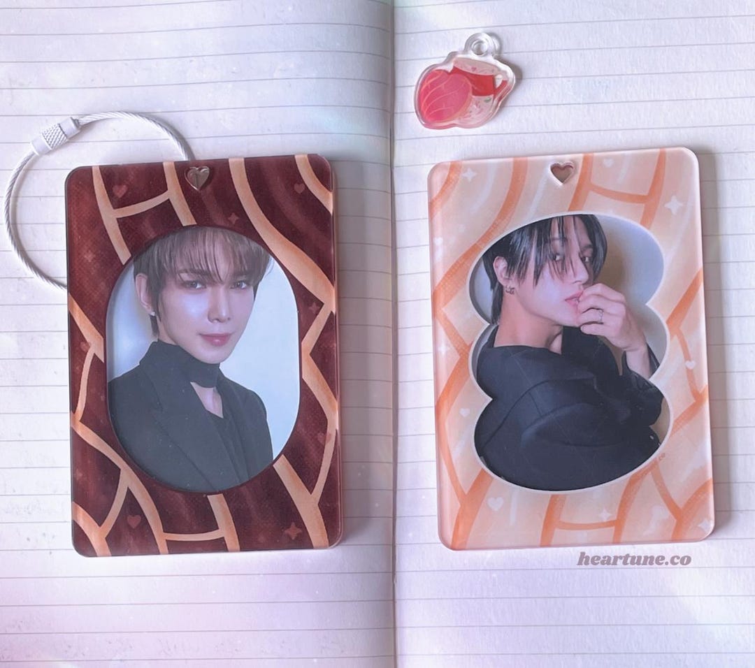 Concha Acrylic Photocard Holder - Etsy