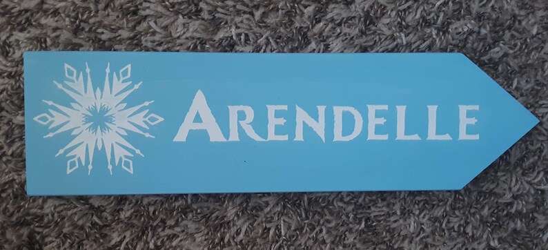 Disney Princess Custom Hand-painted Signs, Arrows, Etc. - Etsy