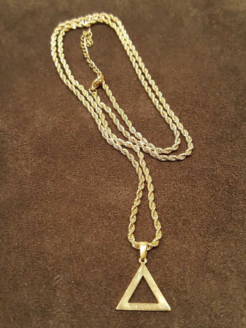TRIANGLE NECKLACE - Etsy