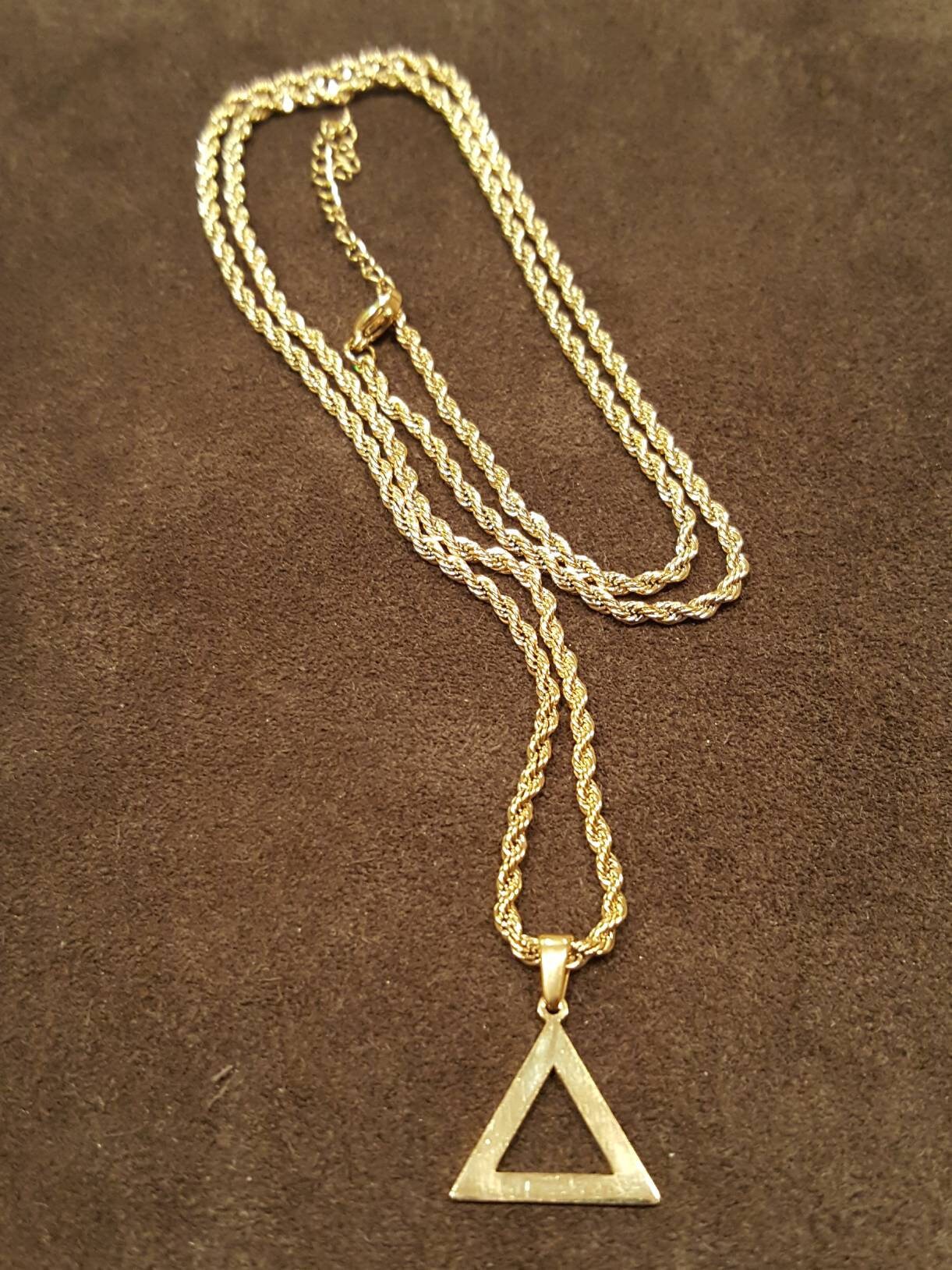 TRIANGLE NECKLACE - Etsy