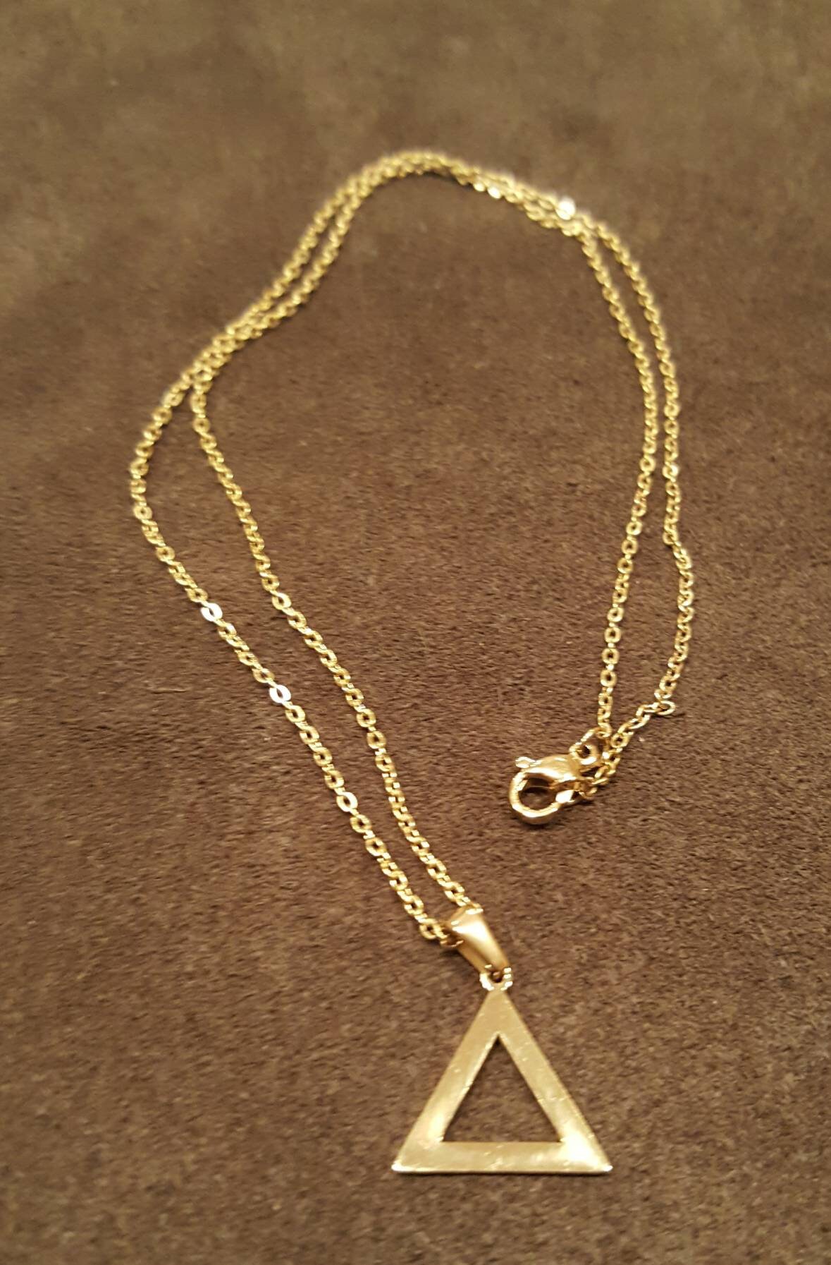 TRIANGLE NECKLACE - Etsy