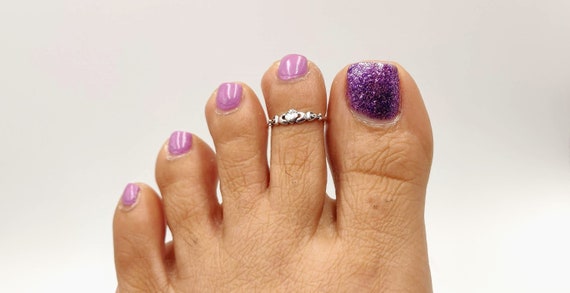 Sterling Silver Tiny Irish Claddagh Toe Ring Dainty ring | Etsy