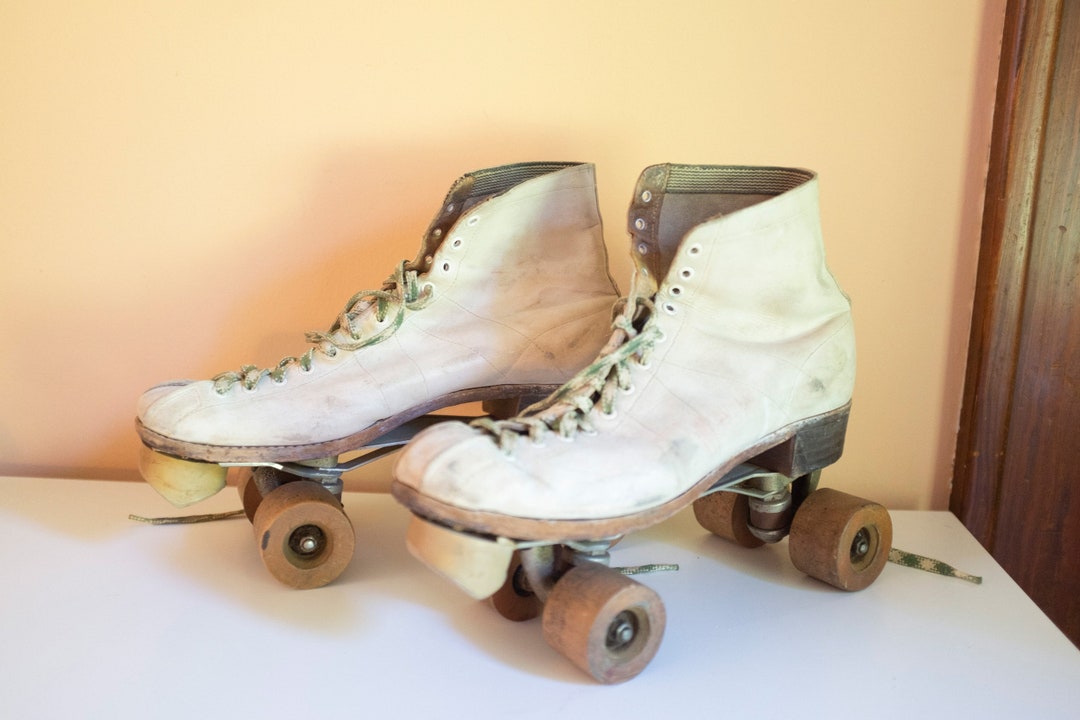 Cute White 1950s Antique Roller Skates With Wooden Wheels | Super Cute ...
