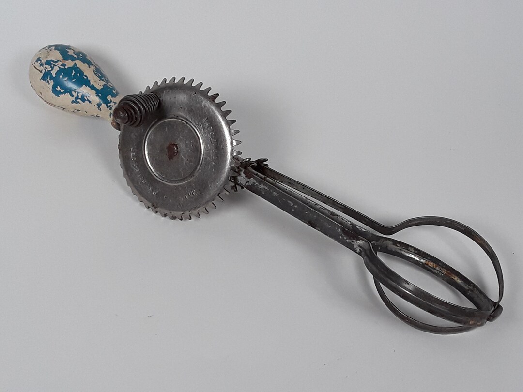 Vintage Egg Beater by A&J Circa 1920's. FREE GROUND SHIPPING - Etsy