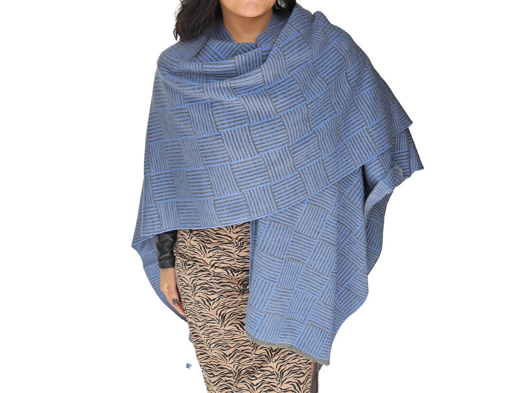 Cape, Poncho, Ruana, Wrap , Shawl Unique Designs Kinitted Supersoft One ...