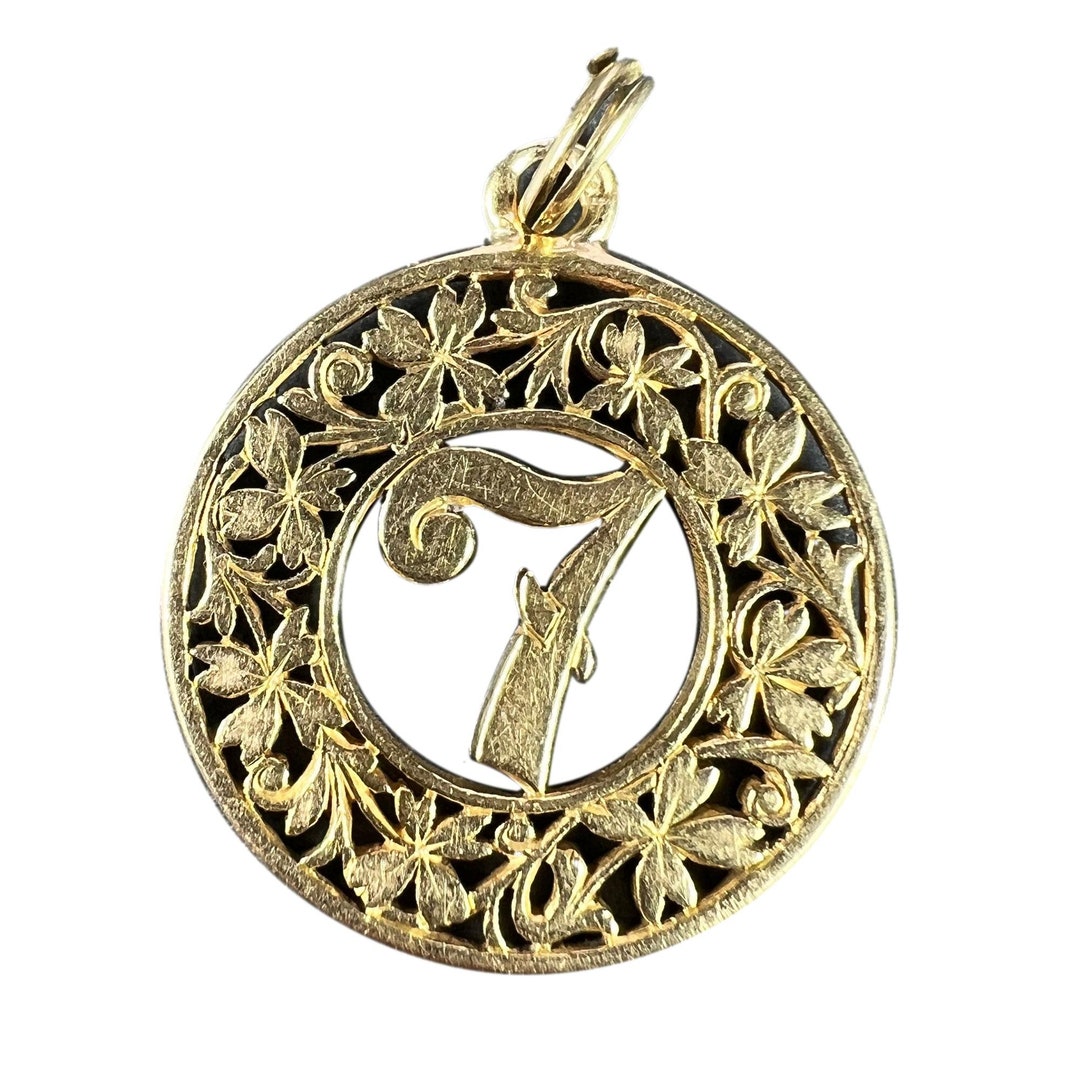 Lucky 'number 7' Four Leaf Clover 18K Yellow Gold Good Luck Charm ...
