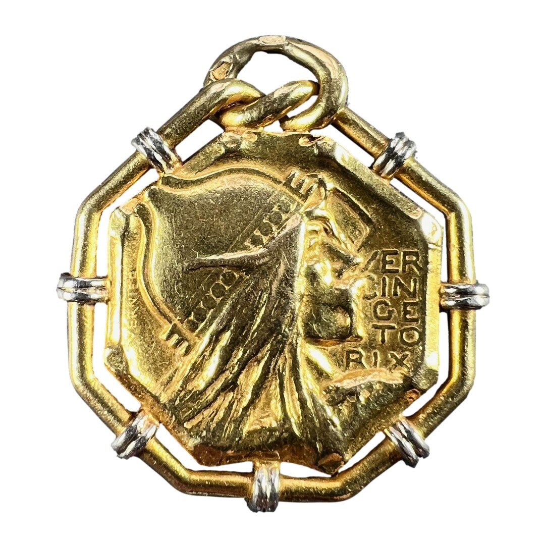 French Vernier Vercingetorix Gaul 18K White Yellow Gold Charm Pendant ...